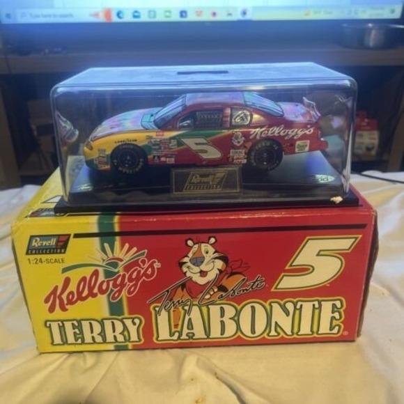 Toys | Action 124 Scale Terry Labonte 5 200 Kelloggs Chevy Monte Carlo ...